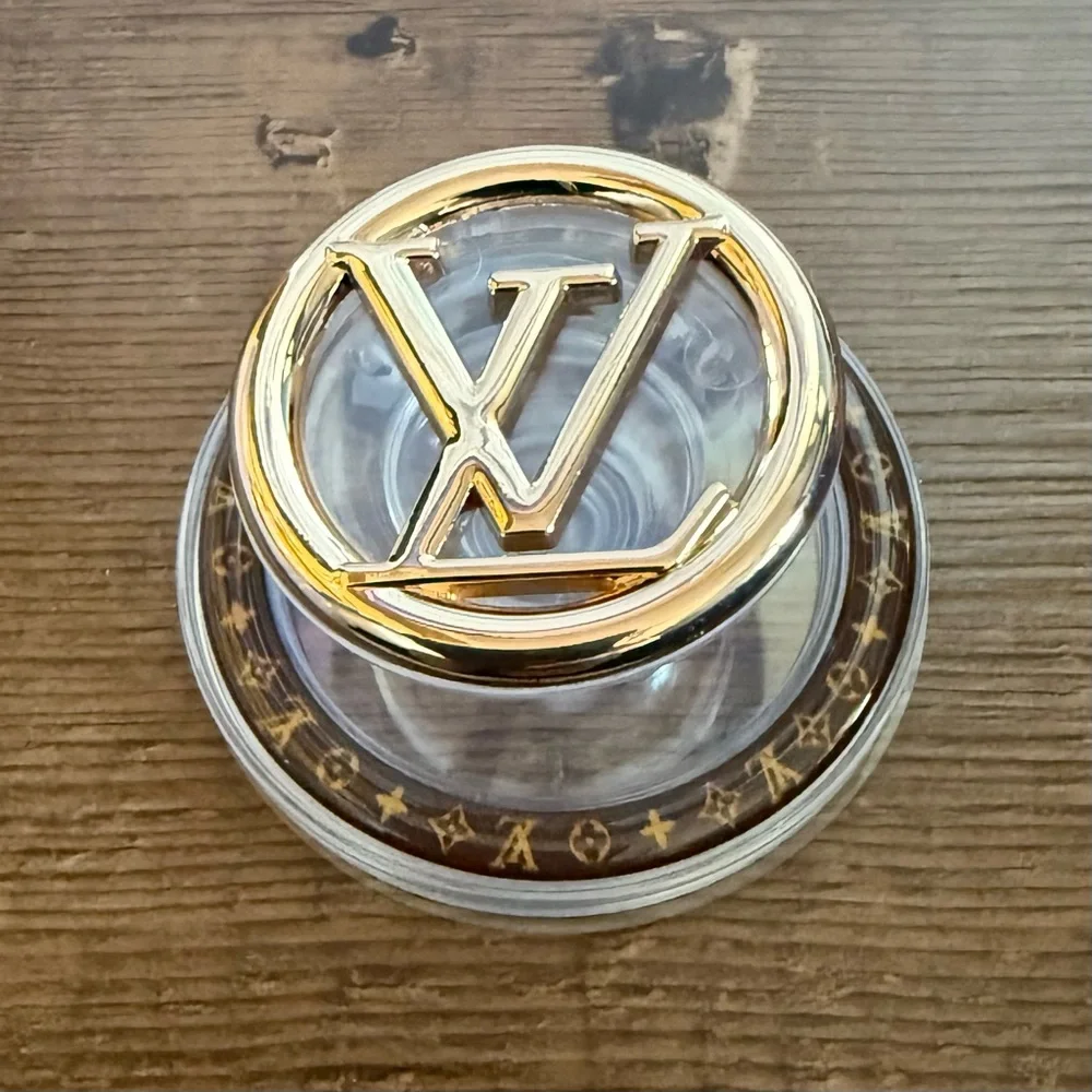 Accessories | Fashion Mag Safe Magnetic Phone Pop Socket | Poshmark